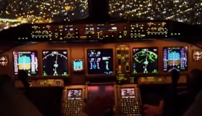 Boeing 777 Cockpit Night